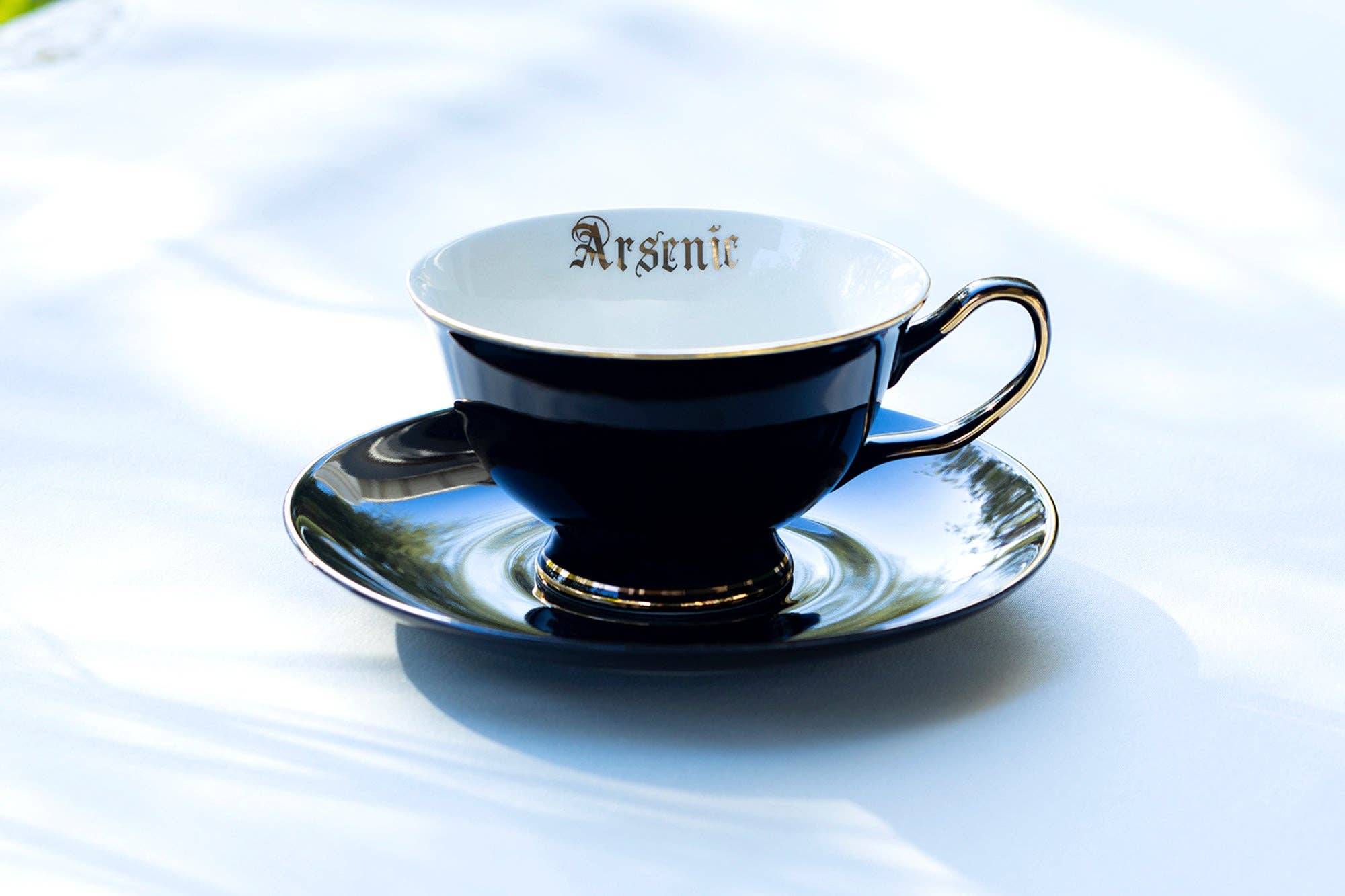 Arsenic Skull Black Gold 7oz Tea Cup and Saucer – Funktified